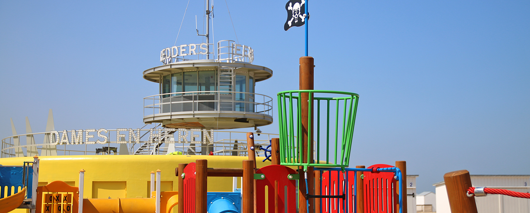 Home | Knokke Strand: Sfeer en genieten op blote voeten! Tegenover het ...